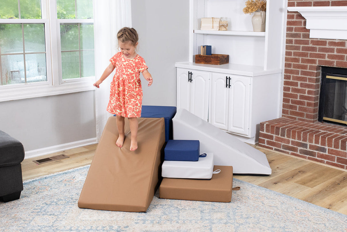 Corner Climber – Foamnasium